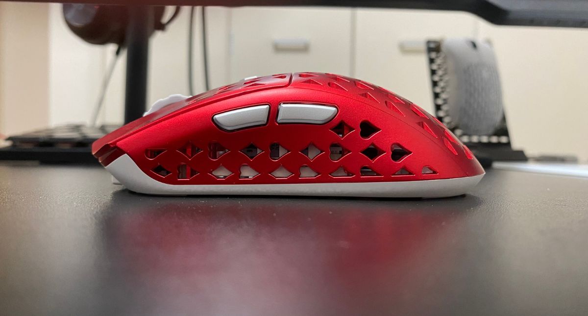 【Vancer Gretxa Wireless V2 レビュー】特徴的なデザインが目を引くファイナルマウスクローン - パトログ