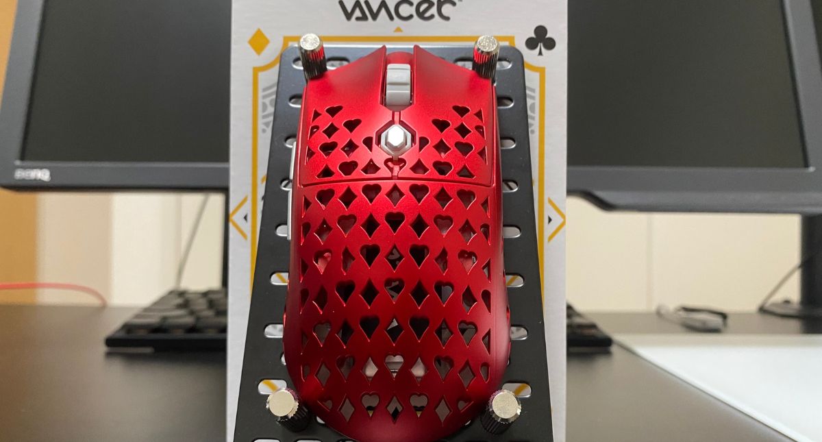 【Vancer Gretxa Wireless V2 レビュー】特徴的なデザインが目を引くファイナルマウスクローン - パトログ
